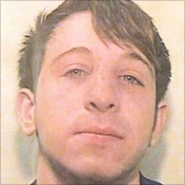 Murderer David Fielding sentenced to life - BBC News