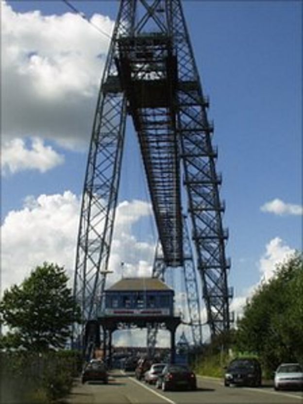 Three UK transporter bridges eye World Heritage status - BBC News