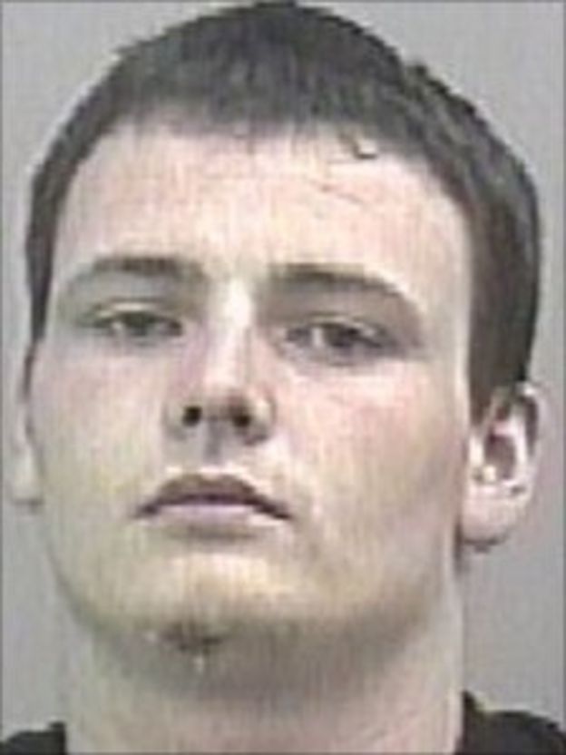 Armed robber who sparked manhunt in Dorset jailed - BBC News