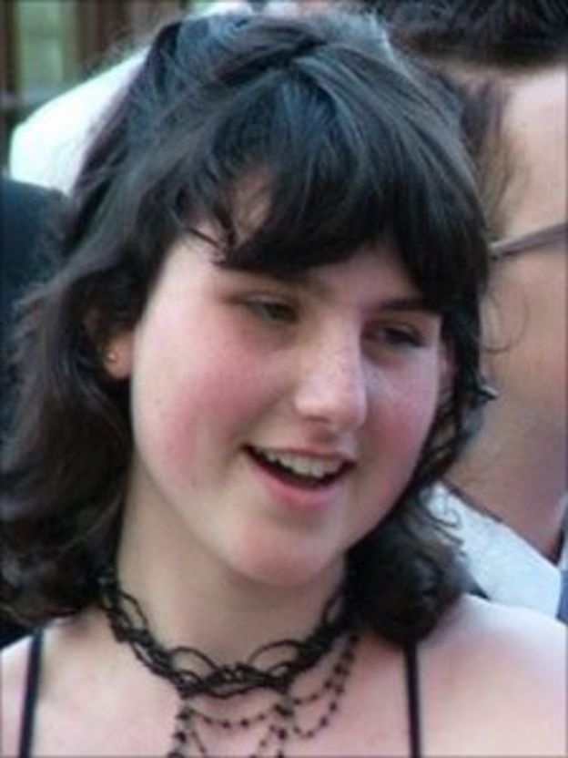 Tribute to A38 Devon crash victim Jennifer Cattel - BBC News