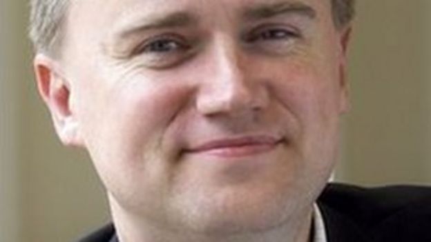 Church leaders pray for council cuts 'victims' - BBC News