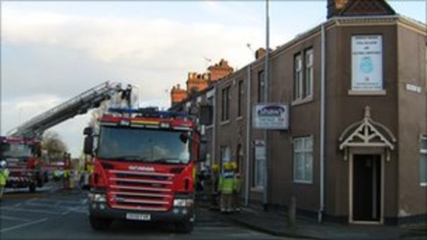 Stoke-on-Trent man arrested after Tunstall house fire - BBC News