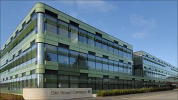 New cancer research centre opens in Oxford - BBC News