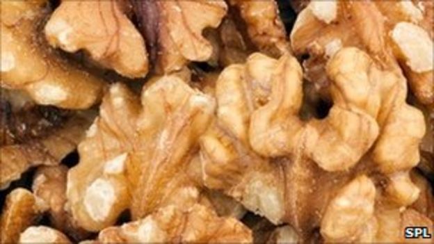 Walnuts are the healthiest nut, say scientists - BBC News