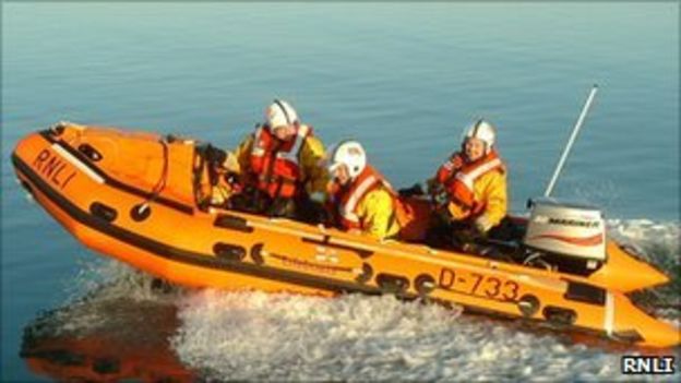 New £31,000 lifeboat officially named in Cumbria - BBC News