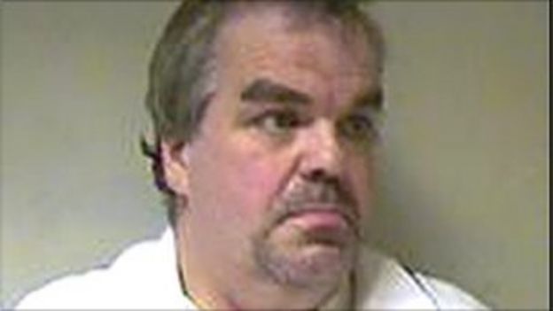 Heather Stacey head-in-bag murder sentence cut - BBC News