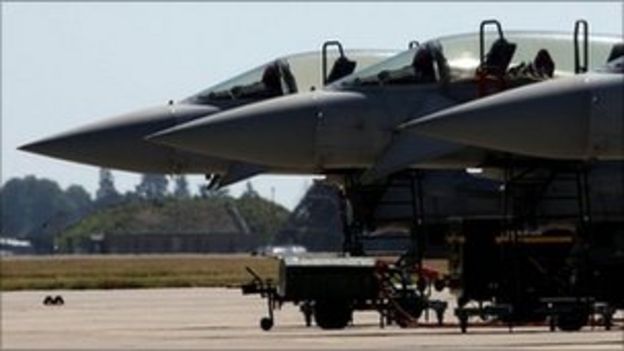 Selex Galileo jobs cut in Basildon, Luton and Aberporth - BBC News