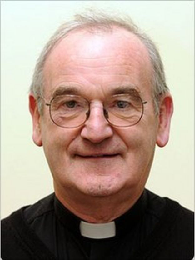 New Archbishop of Cardiff George Stack is installed - BBC News