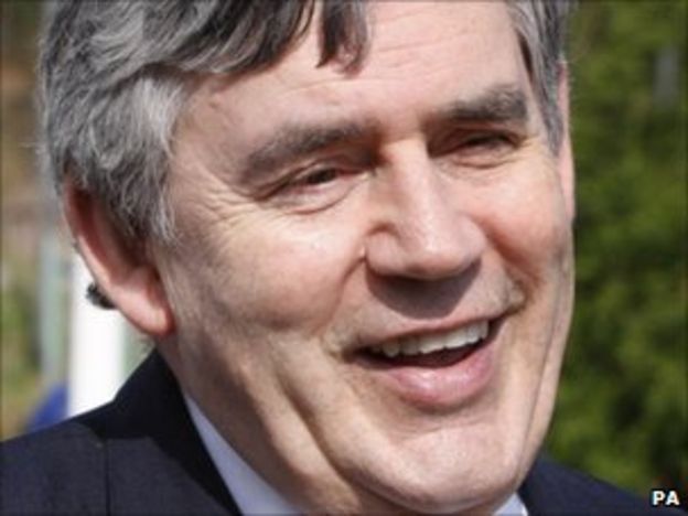 Scottish election: Gordon Brown on campaign trail - BBC News