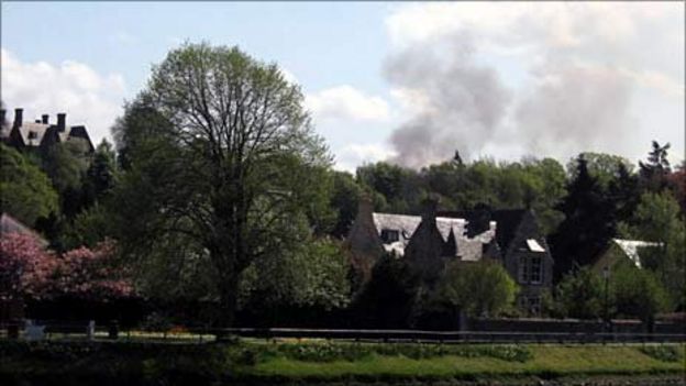Firefighters tackling gorse blaze near Daviot - BBC News