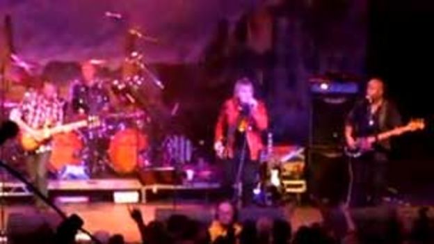 Big Country to play T in the Park - BBC News