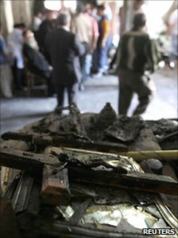 Egypt shaken by deadly Cairo clashes - BBC News