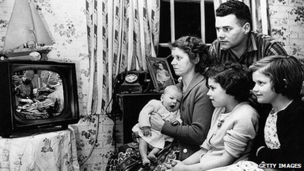 Is the internet going to be the death of television? - BBC News