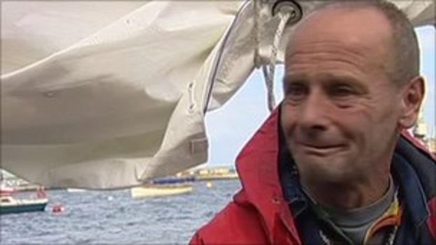 Falmouth yachtsman Paddy Macklin eyes Northwest Passage - BBC News