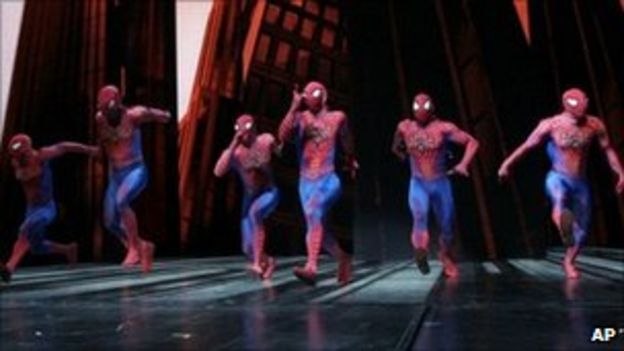 Reworked Spider-Man musical pulls in crowds - BBC News
