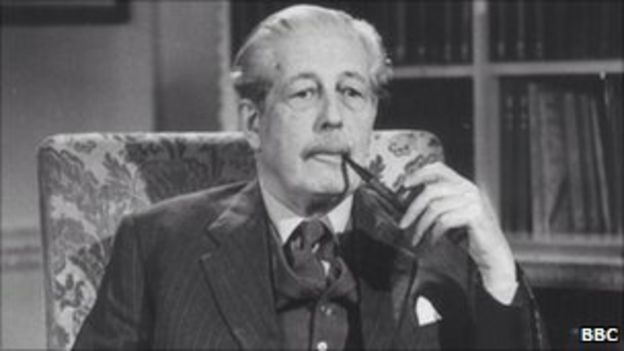 'Supermac': A portrait of Harold Macmillan - BBC News