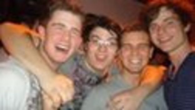 Your questions to L.A. Noire director Brendan McNamara - BBC News