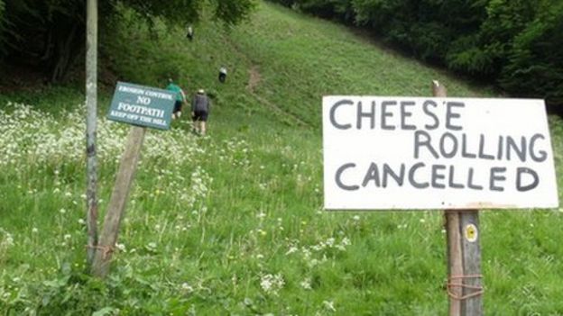 Cheese-maker warned against supplying Gloucester cheese-rolling - BBC News