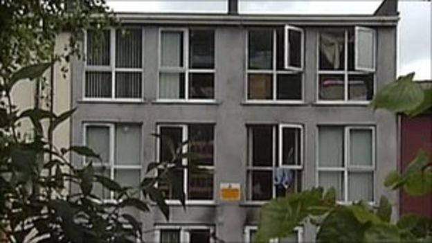 Four in hospital after Newry fire - BBC News