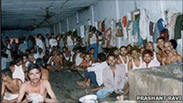 India: Doctor killed in Bihar prison by inmates - BBC News