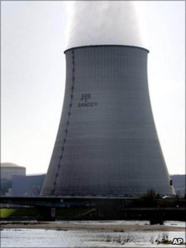 France expands nuclear power plans despite Fukushima - BBC News