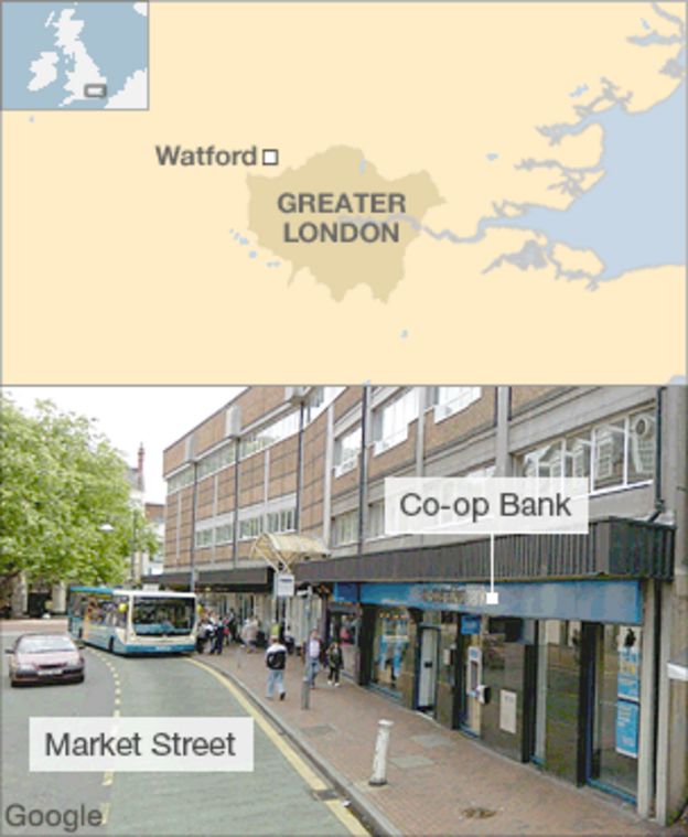 Watford bank siege man 'had no viable bomb' - BBC News