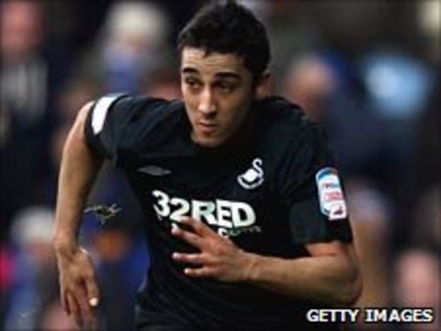 Newcastle make bid for Swansea left-back Neil Taylor - BBC Sport