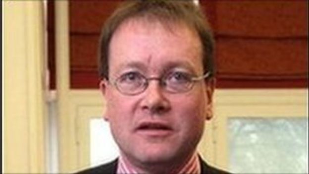 New inquest ordered into UDA murder of Gerard Slane - BBC News