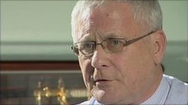 Doncaster backs covenant to support military personnel - BBC News