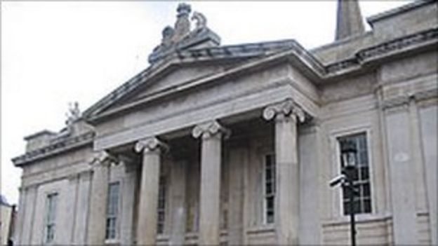 Men appear in court in Londonderry after hammer attack - BBC News