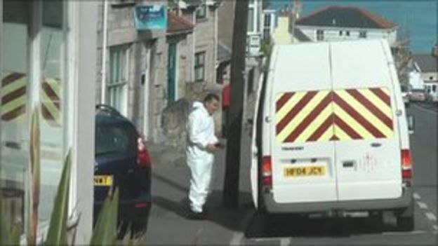 Man released over Portland woman's death - BBC News