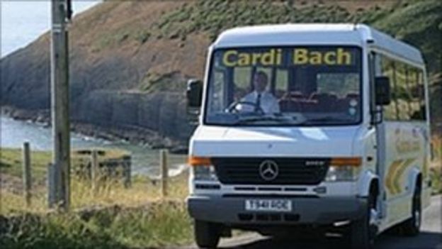 Ceredigion's Cardi Bach bus service extended - BBC News