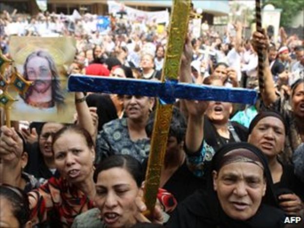 Middle East Christians facing 'extremist atrocities' - BBC News