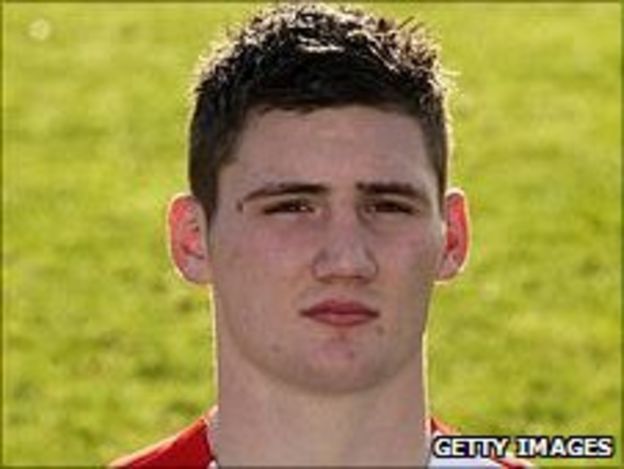 Jersey Rugby Club make two new signings - BBC Sport