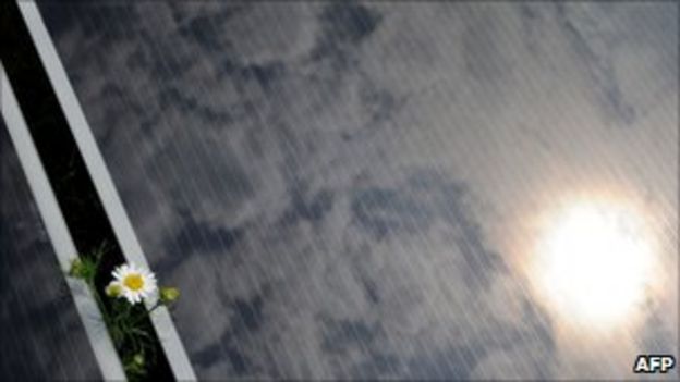 World's oceans in 'shocking' decline - BBC News