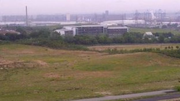 Thames Gateway site close to beginning development - BBC News