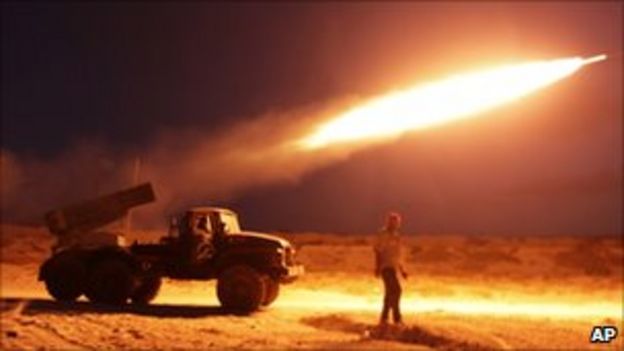 Libya: Rockets rain down on Misrata - BBC News