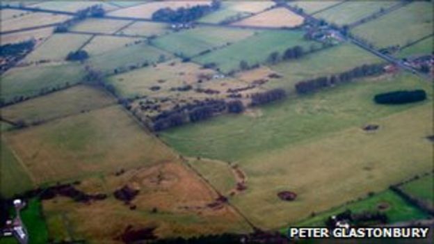 Priddy Circles damage investigated by English Heritage - BBC News