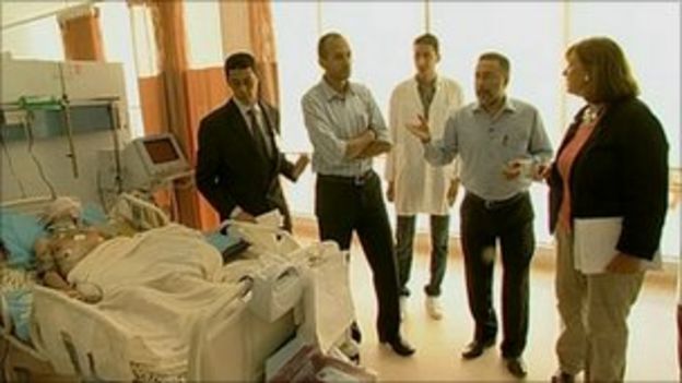 Libya: Hospitals in rebel-held Benghazi 'face crisis' - BBC News
