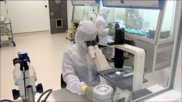 Diabetes patient hails 'life changing' cell transplants - BBC News