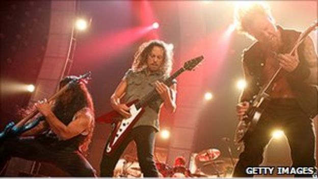 Sonisphere festival returns to Knebworth House - BBC News