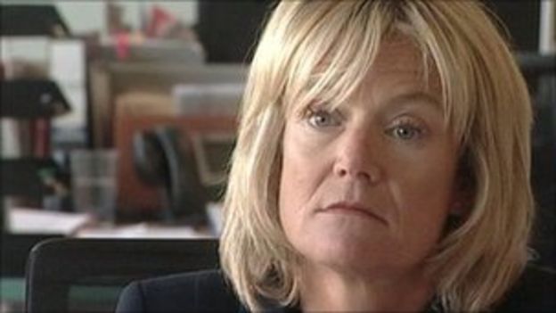 Council chief Andrea Hill quits Suffolk Council - BBC News