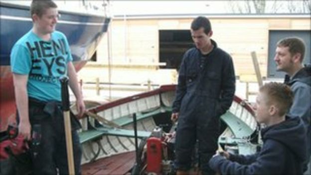 Conwy 'Nobby' boat restoration wins £50k lotto cash - BBC News