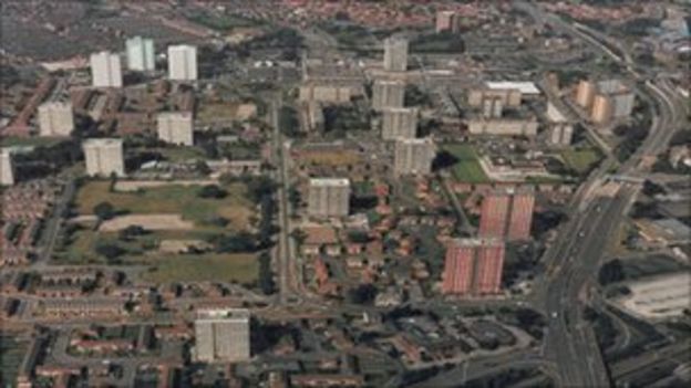 Developer unveiled in £115m new homes scheme in Salford - BBC News