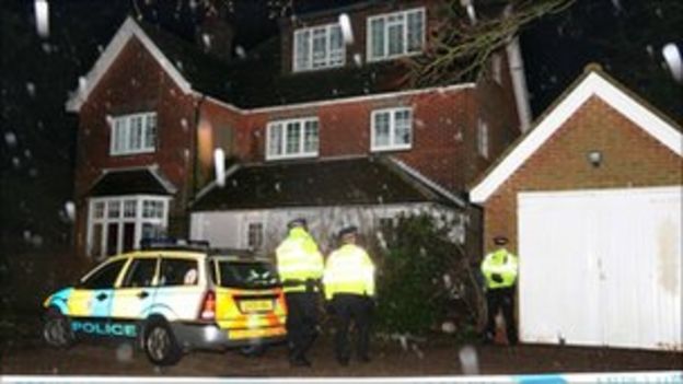 Murder accused mother Fiona Donnison 'faked symptoms' - BBC News