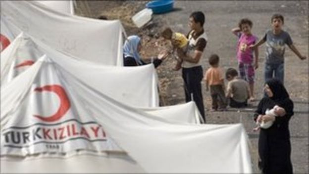 Syrian deserters claim ruthless army commands - BBC News