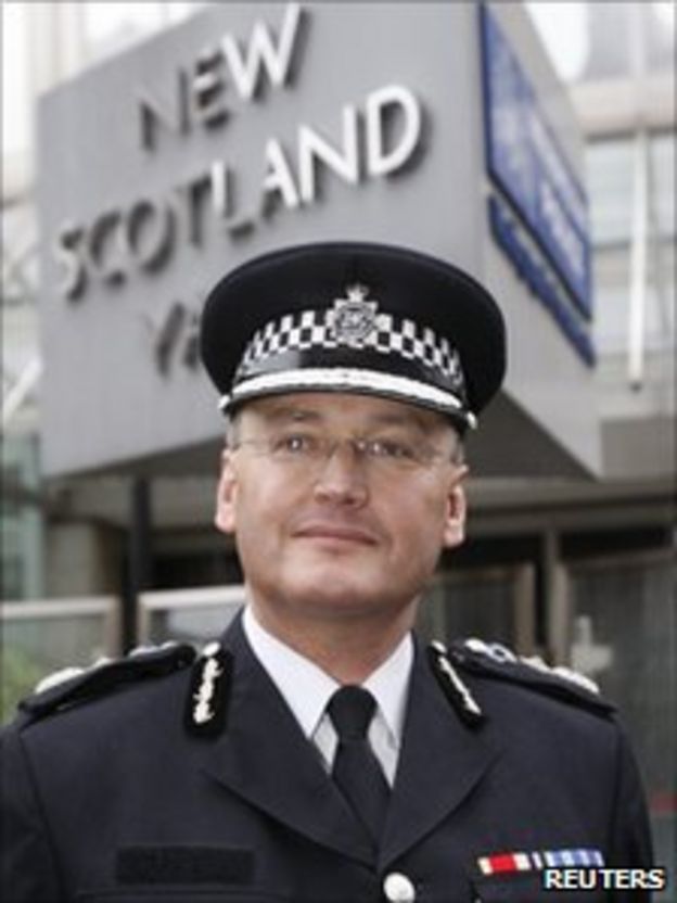 Profile: Sir Paul Stephenson - BBC News