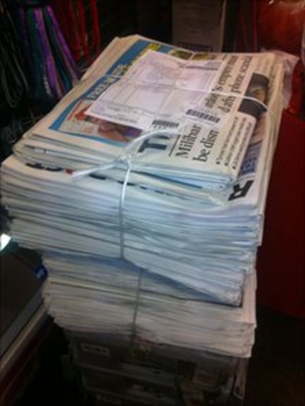 Newsagents hit by News of the World closure - BBC News