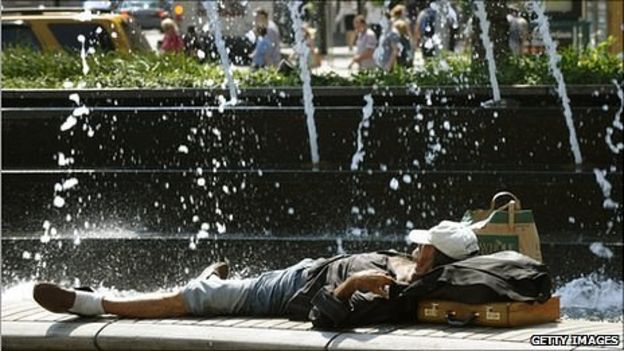 Heat-wave 'kills 13 people' across US heartland - BBC News