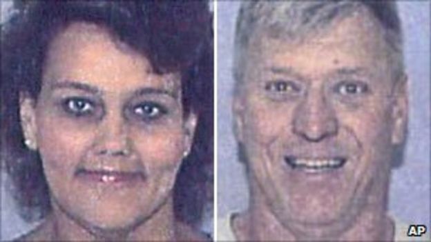 Florida teen Tyler Hadley 'killed parents then partied' - BBC News